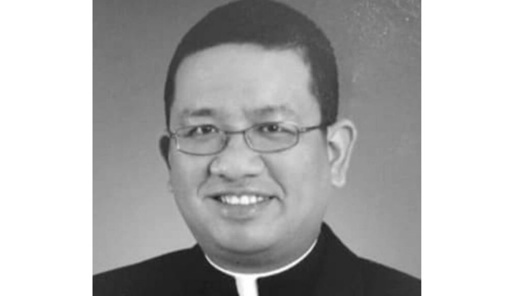 Call for justice marks 1st death anniversary of NE priest - Punto ...