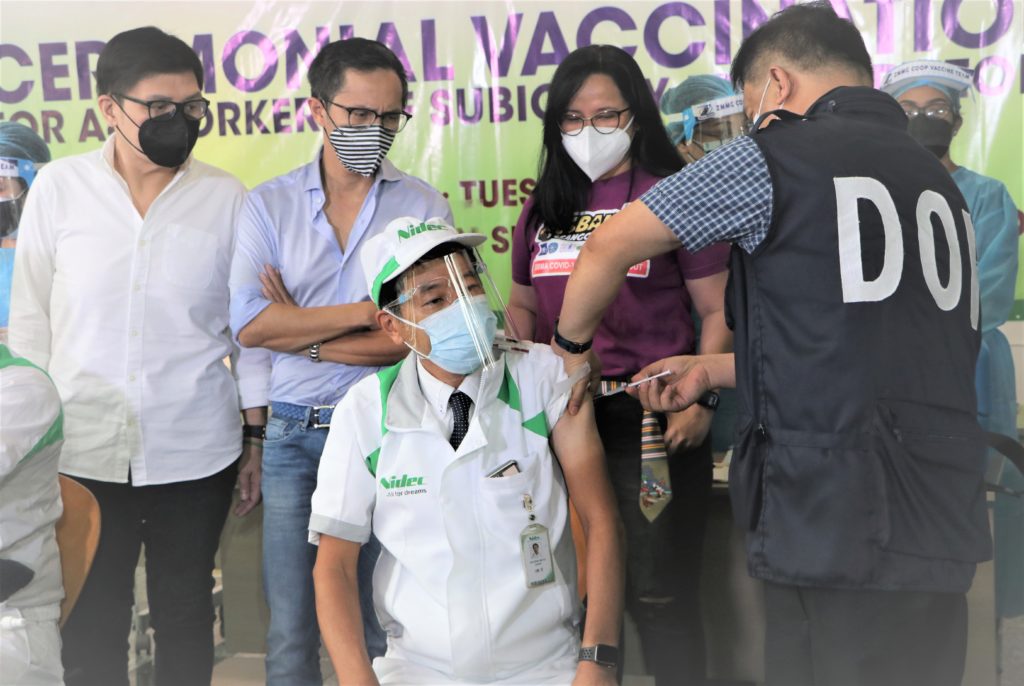 Subic stakeholders urged: Get jabbed , Punto! Central Luzon
