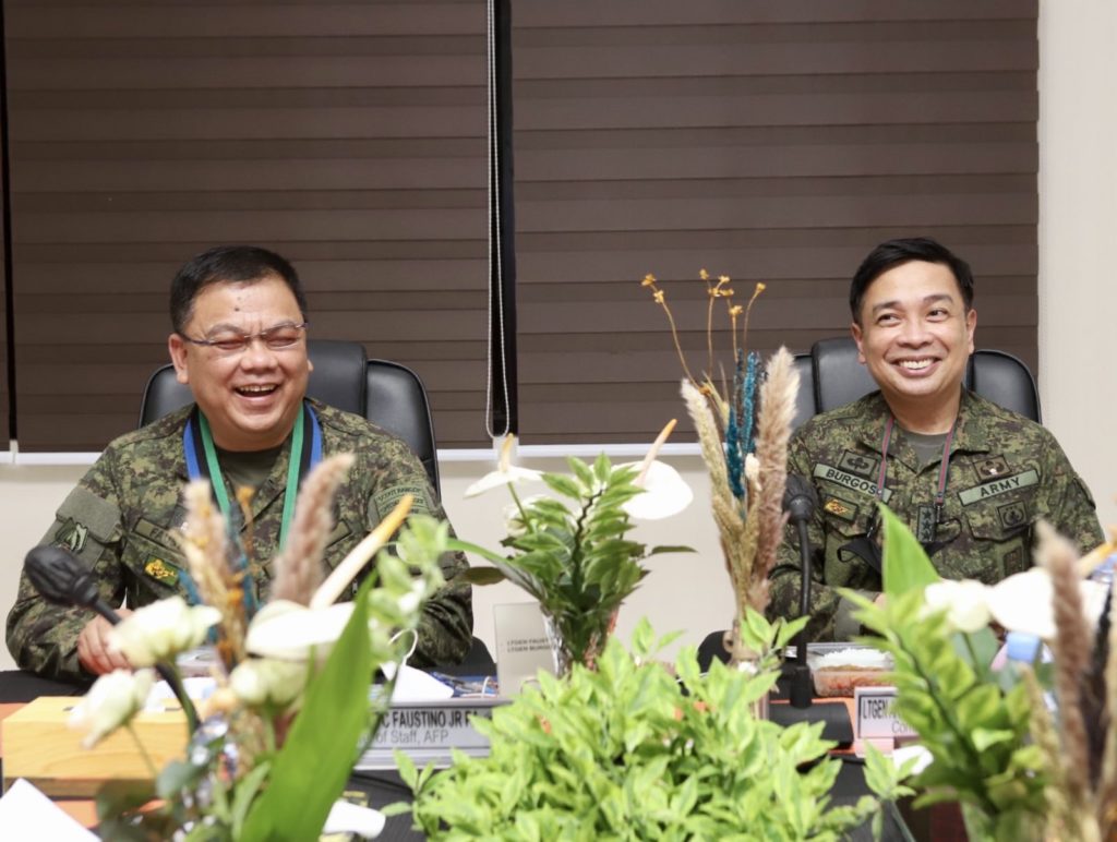 AFP chief lauds NOLCOM for successful campaign vs insurgency , Punto ...