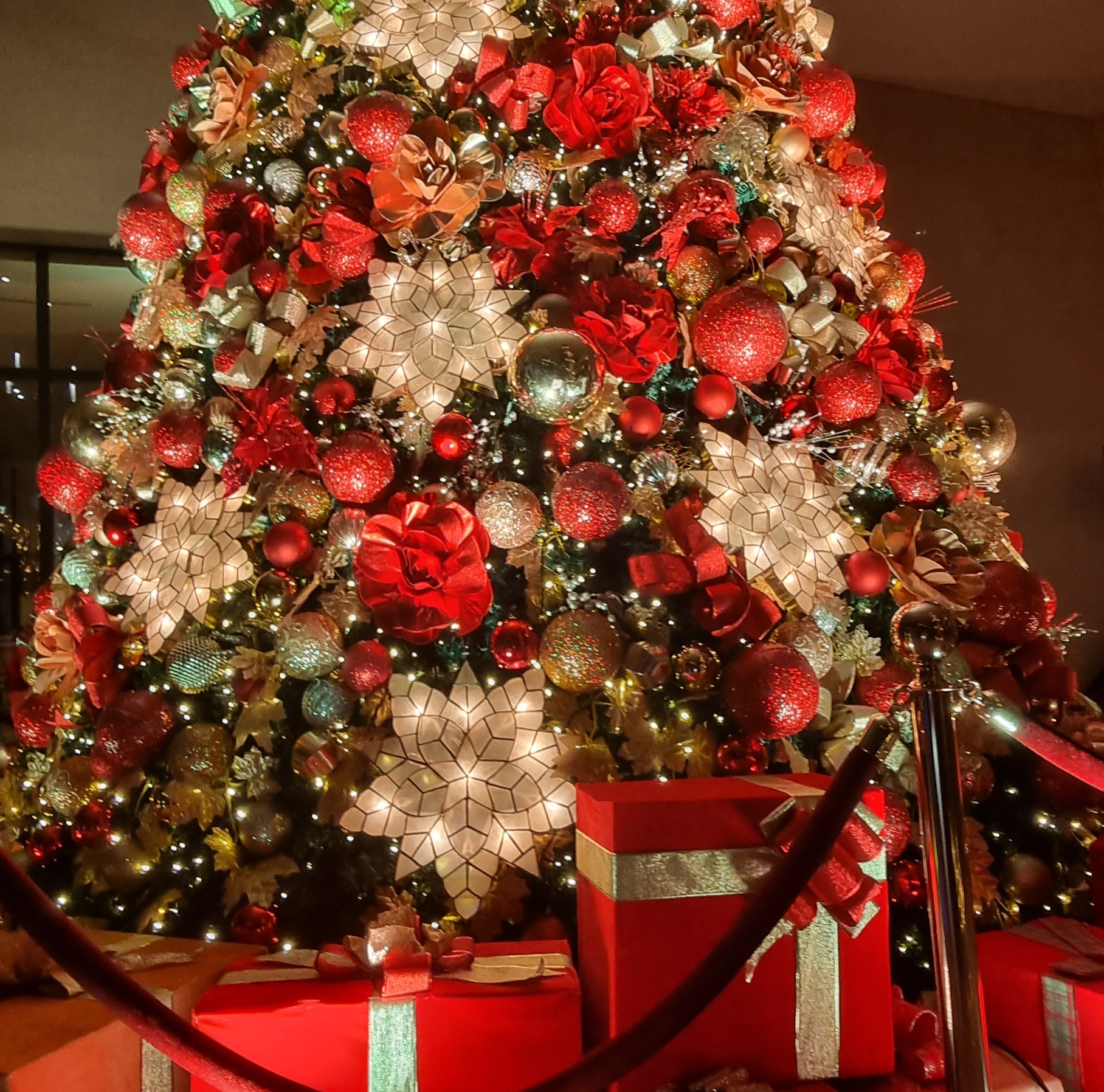 Hilton Clark Sun Valley Resort Welcomes the Christmas Season with ...