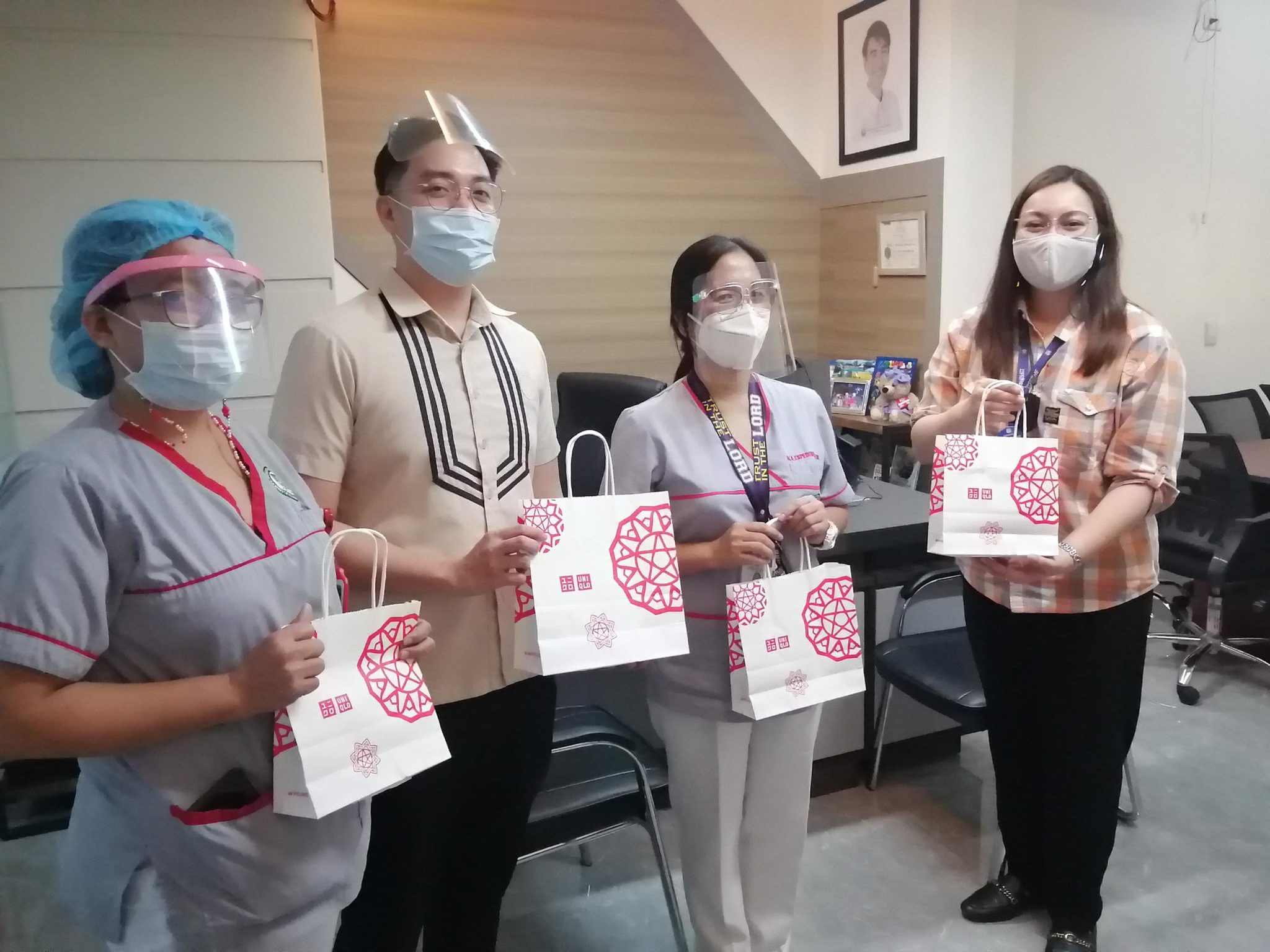 Uniqlo Philippines, SM Foundation donate Uniqlo Lifewear for ...