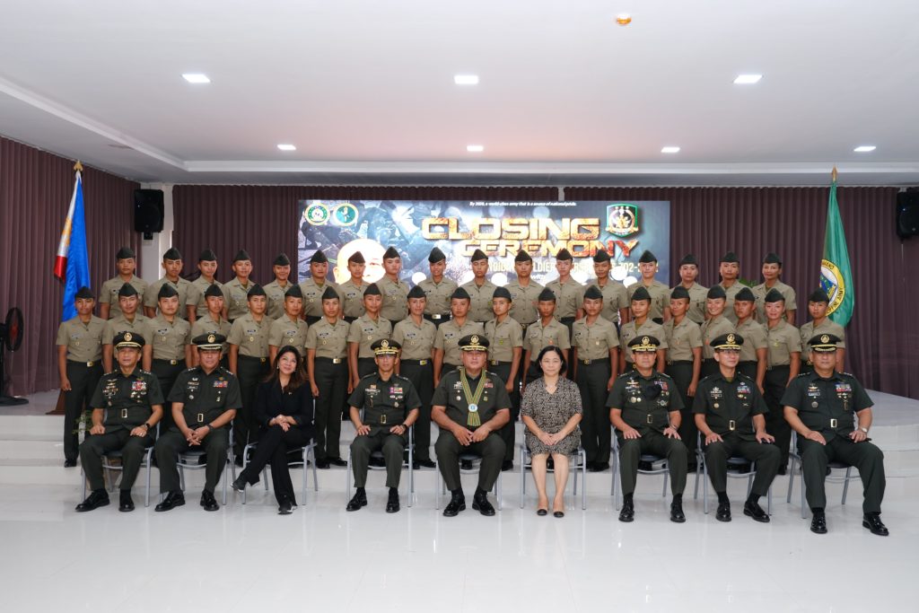 Female candidate soldiers complete basic military training - Punto ...