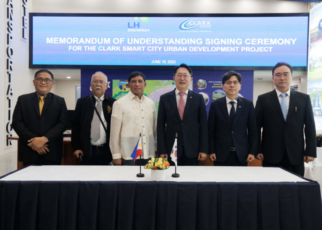 CDC, Korean agency ink MOU for Clark Smart City project , Punto ...