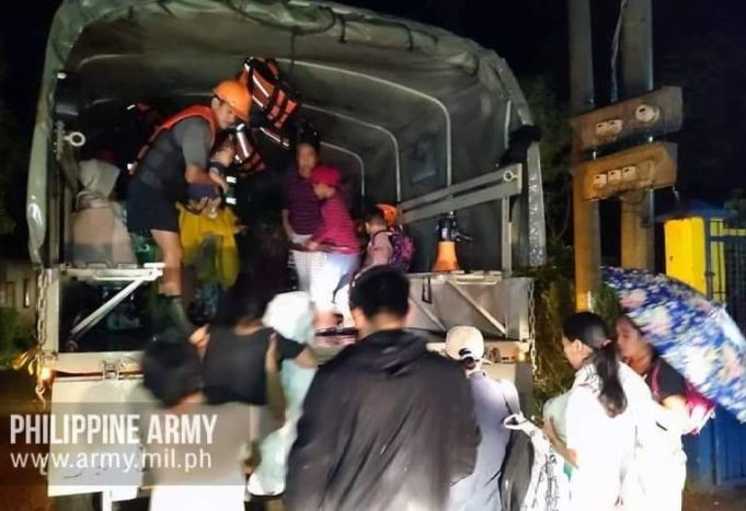 Army clearing after Karding - Punto! Central Luzon