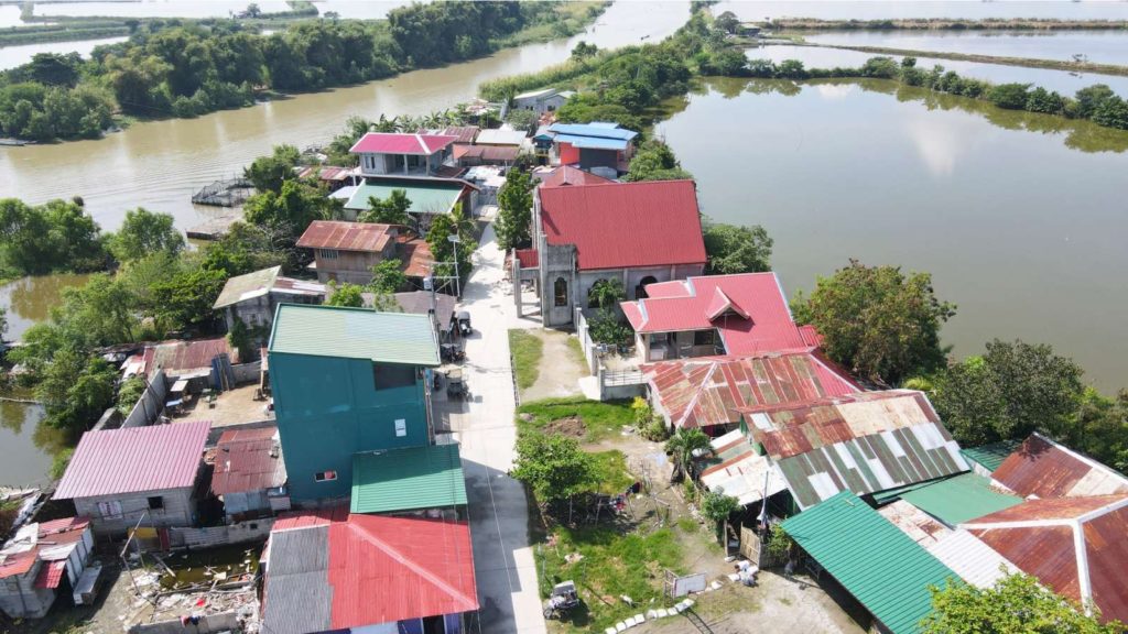 DPWH completes various infra at Sasmuan fish port - Punto! Central Luzon