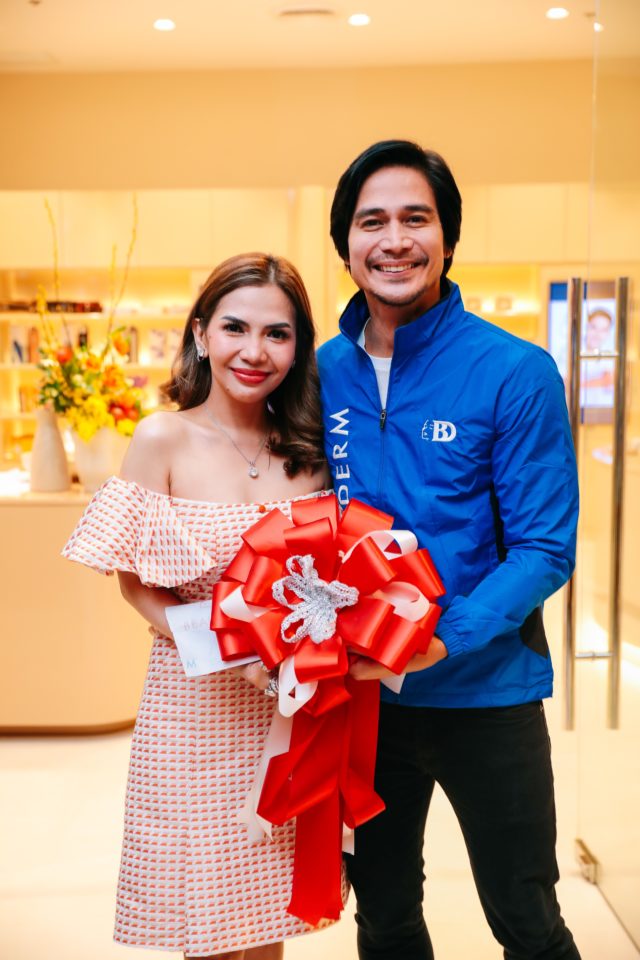 Beautéderm CEO Rhea Tan opens largest store at Clark Cityfront Mall ...