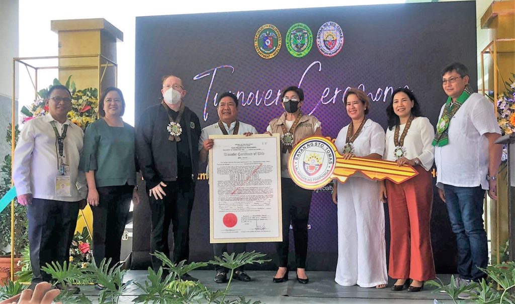 LGU turns over health facility to DOH - Punto! Central Luzon