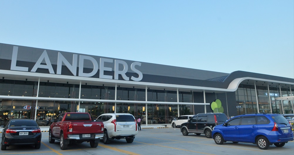Landers Superstore unveils biggest branch in Angeles City, The country ...