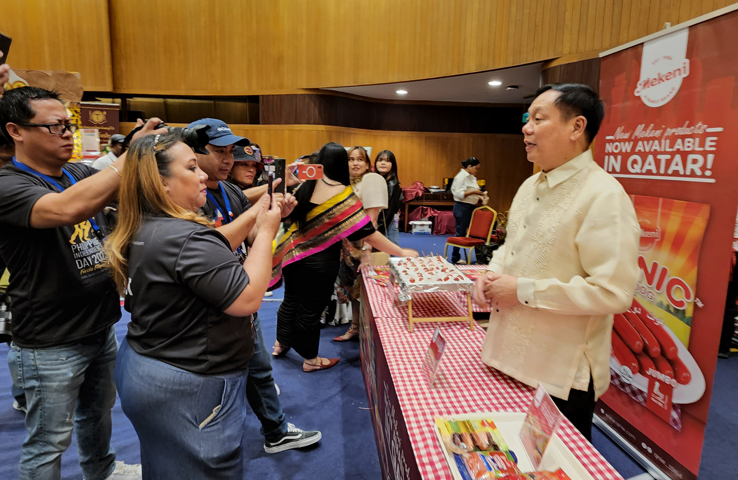 Mekeni brings Halal hotdog, tocino, longanisa to Qatar - Punto! Central ...