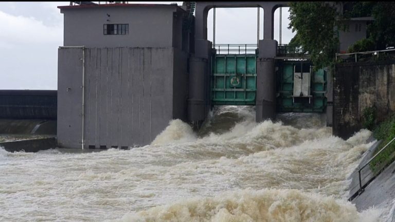 Bustos Dam releases water due to rains - Punto! Central Luzon