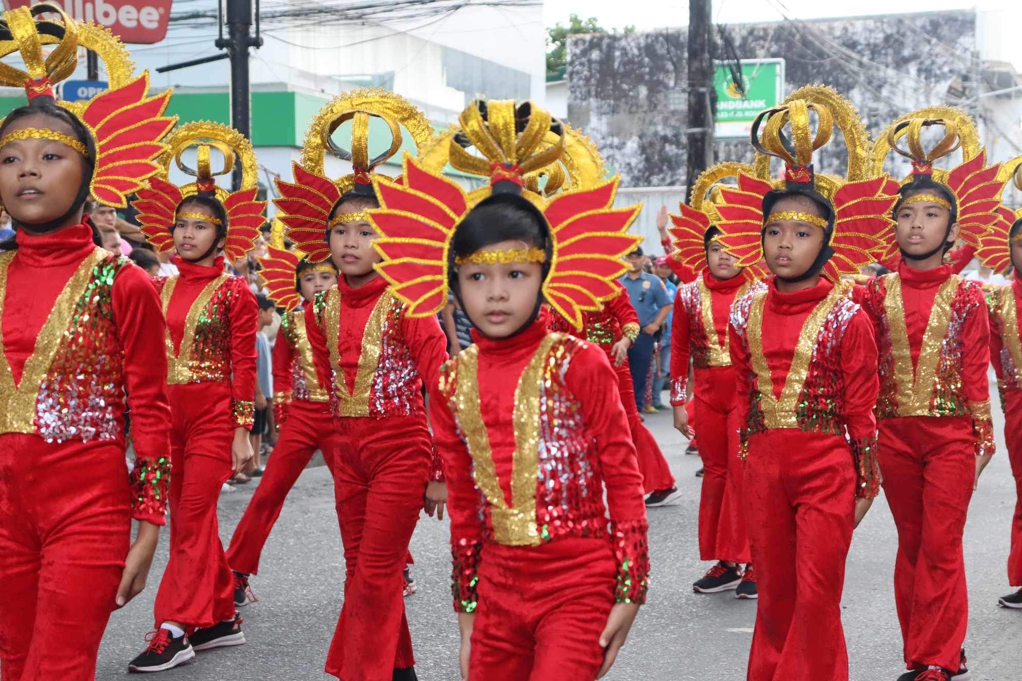 Angeles City’s 3rd Kambal Festival a colorful success , Punto! Central ...