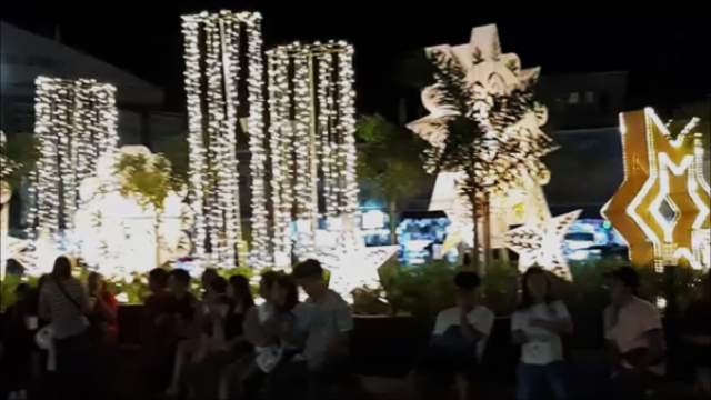 Munisipyo, plaza at simbahan ng Orani nagniningning sa liwanag ng ...