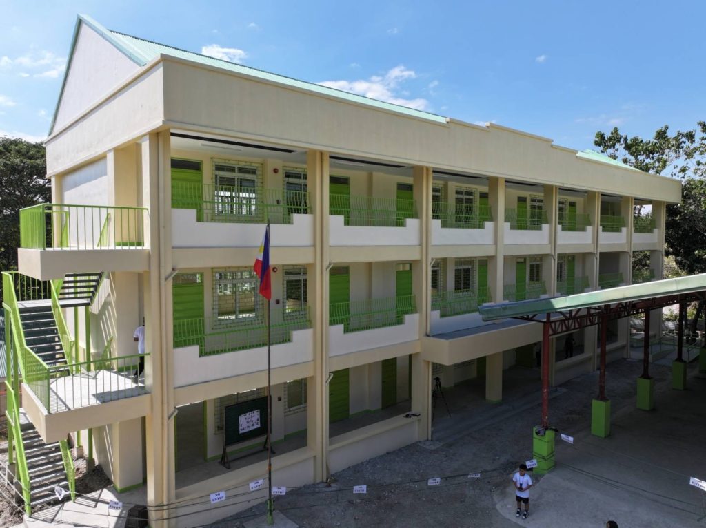 DPWH completes 3-storey, 9-classroom school building in Tarlac City ...