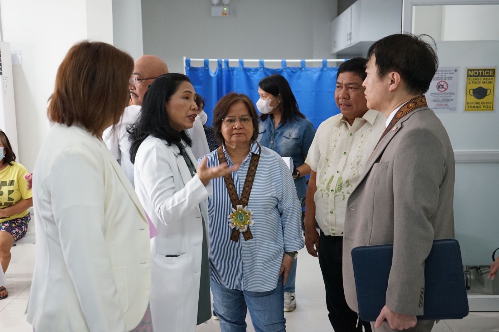 SK envoy thanks Capitol for supporting Koreans in Pampanga - Punto ...