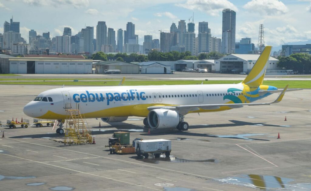 Cebu Pacific gets 7th new plane for 2024 : Seals P1.4-trillion deal with Airbus for 152 A321neo ...