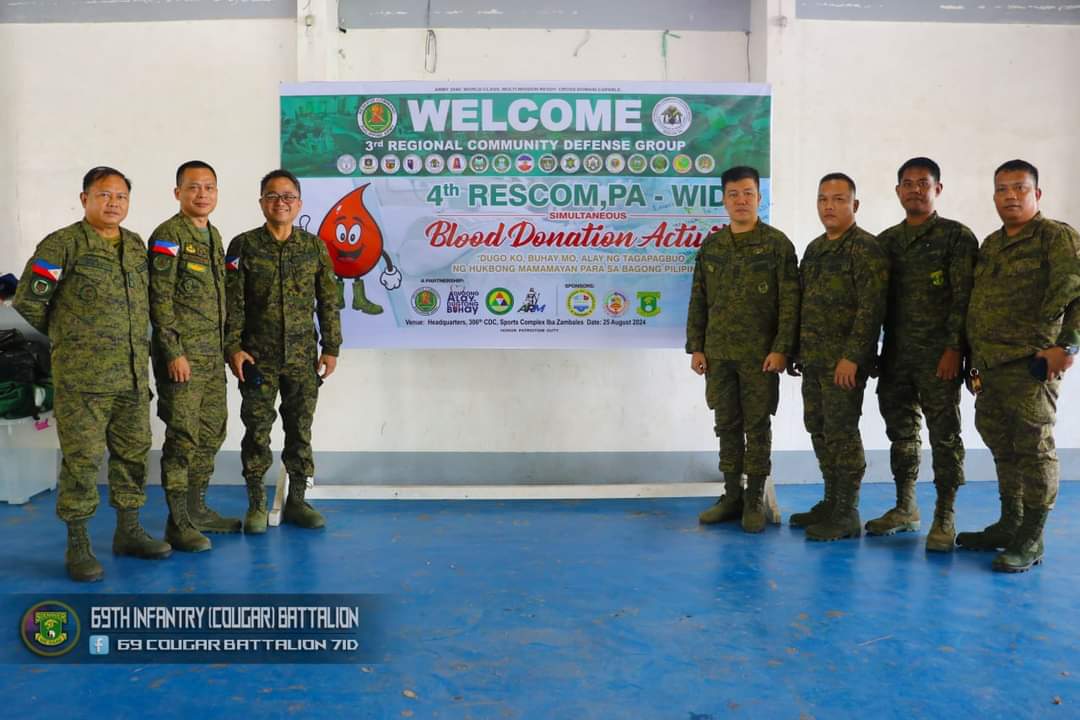 Daang civilian volunteers kasama ang 69th IB ng Philippine Army nag ...