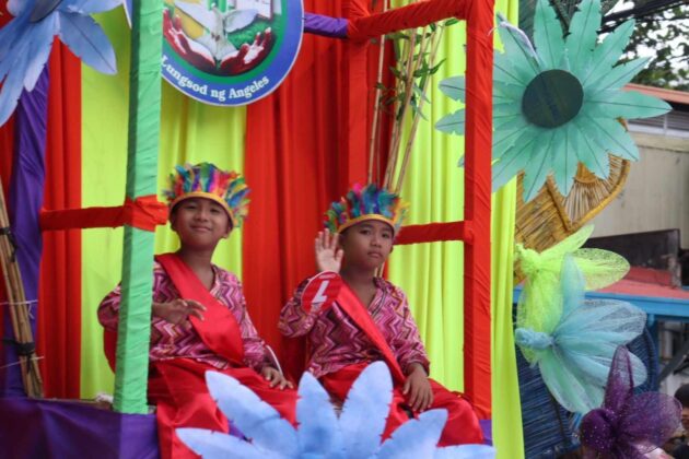 Angeles City holds grandest Kambal Festival with 41 floats, 48 twins ...