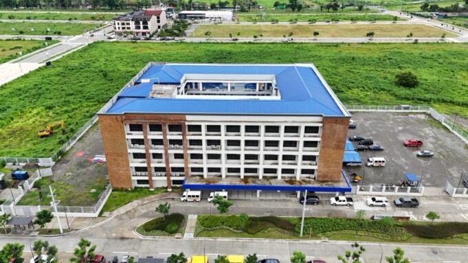 Cresendo’s Rise: Tarlac’s New Downtown Finds Its Pulse , Punto! Central ...